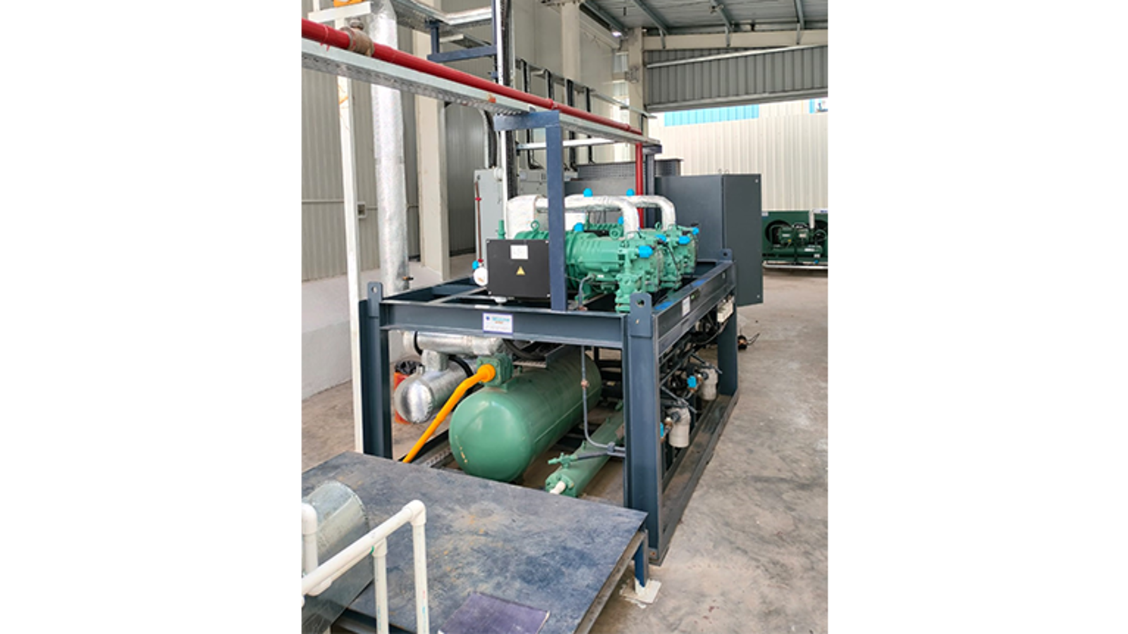 Screw compressor rack with BITZER HSN7451 screw compressors